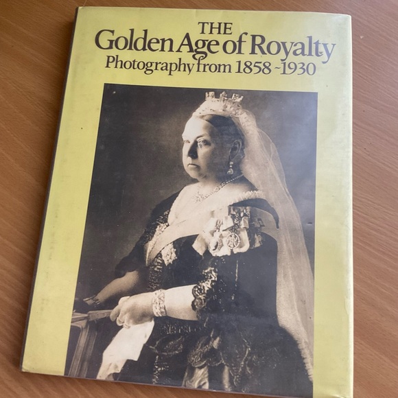 Art | Vintagethe Golden Age Of Royalty Photography From 1858193 Hall ...